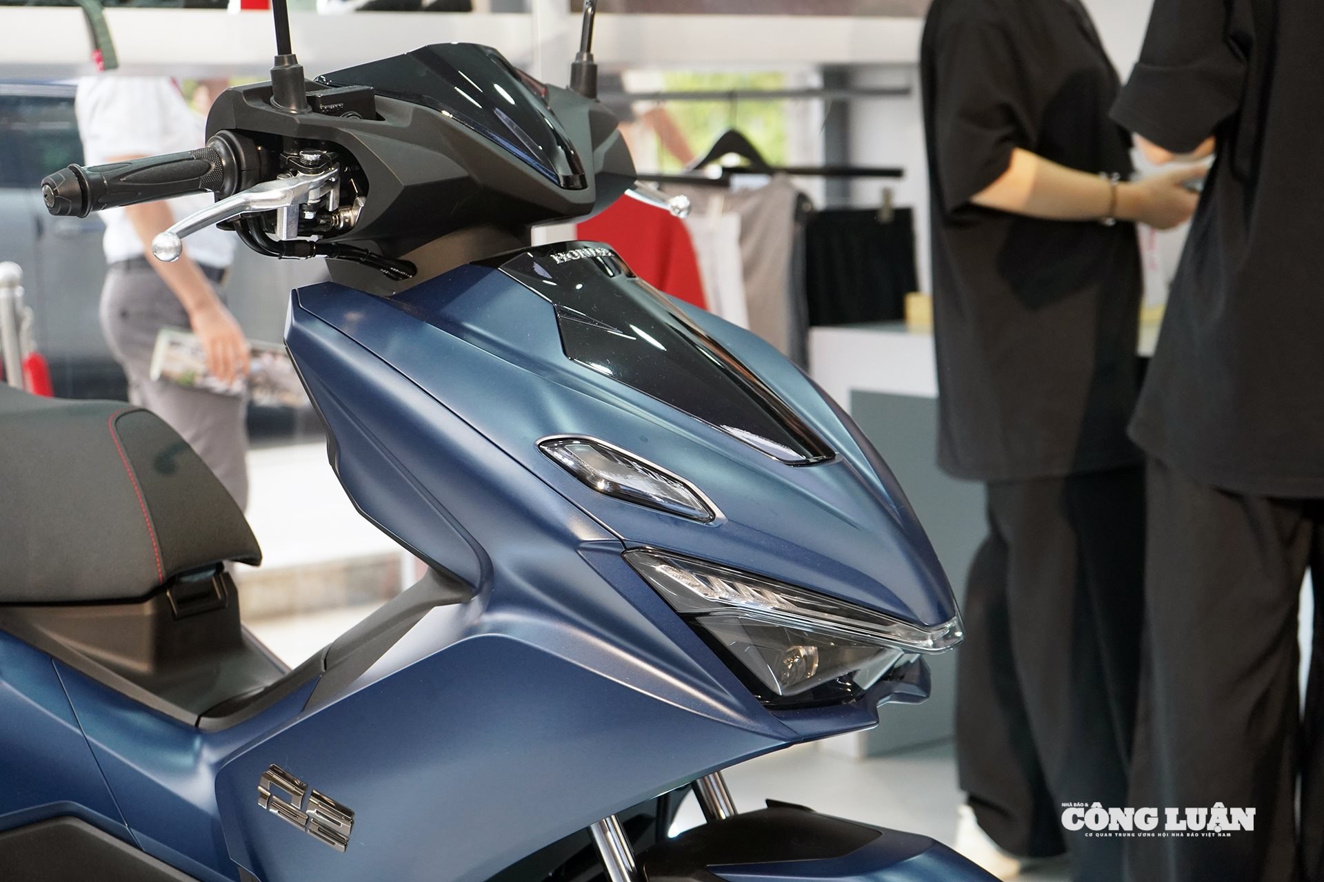 Cận cảnh Honda Air Blade 2026 giá cao nhất gần 59 triệu đồng
