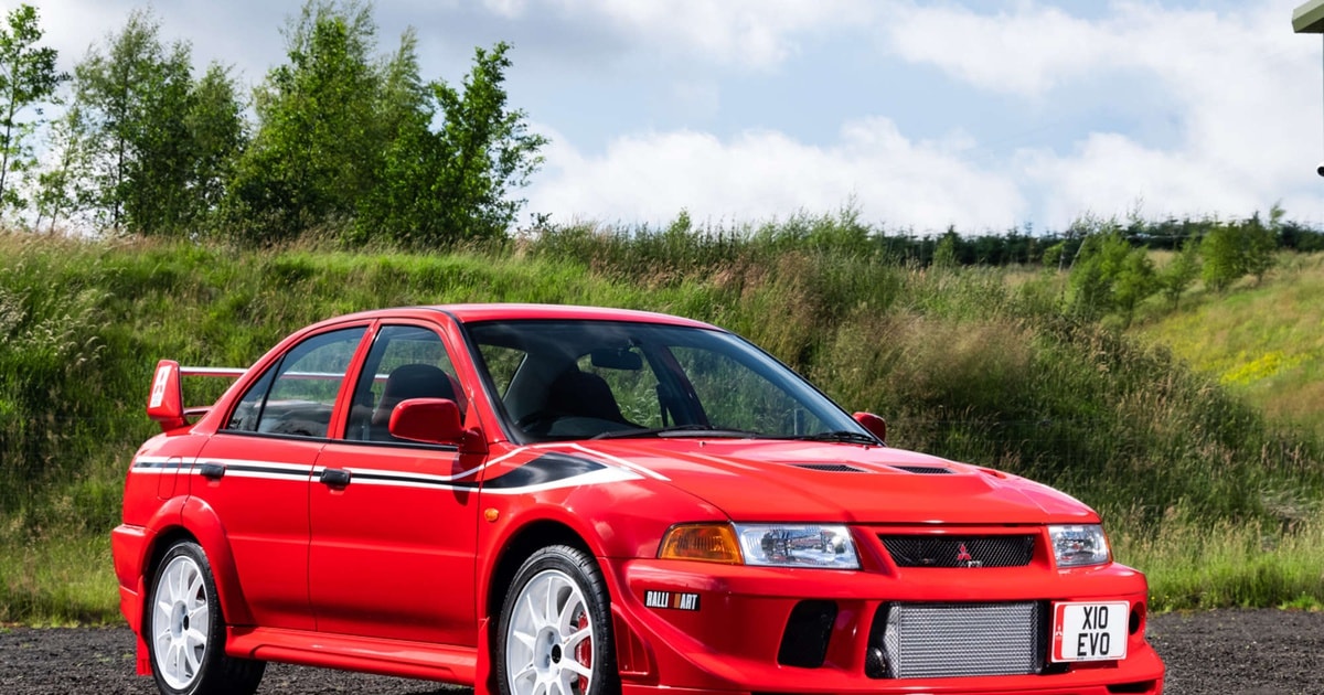 Mitsubishi Lancer Evolution VI hơn 20 năm tuổi có giá bán hơn 200.000 USD