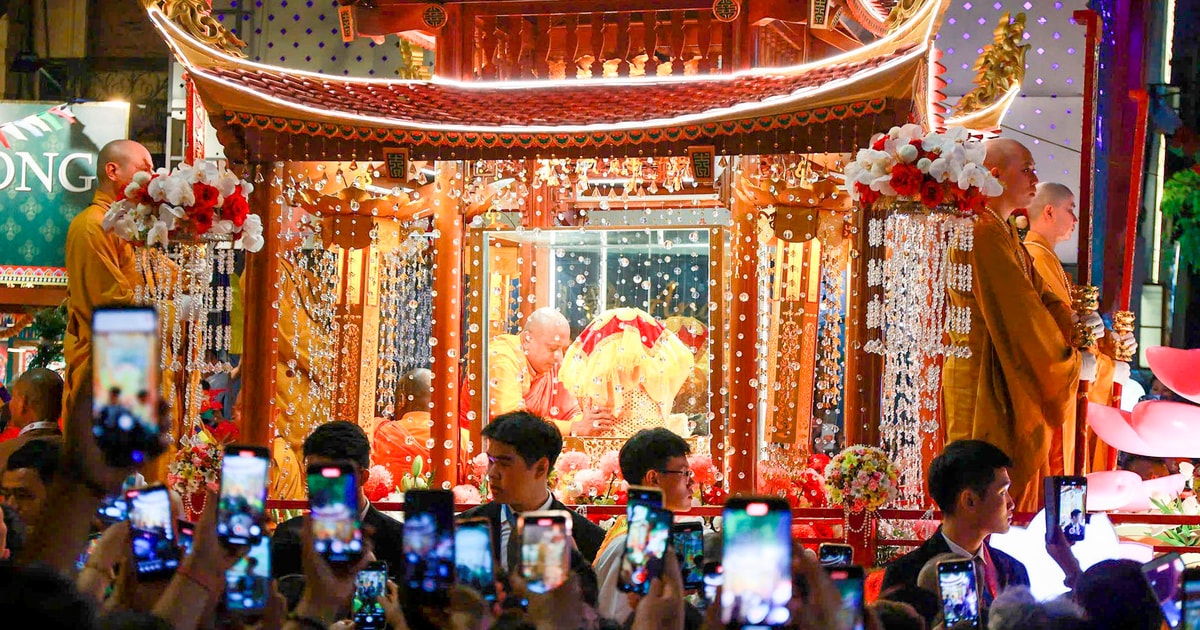 H%c3%acnh%20%e1%ba%a3nh%20x%c3%a1%20l%e1%bb%a3i%20%c4%90%e1%bb%a9c%20Ph ...