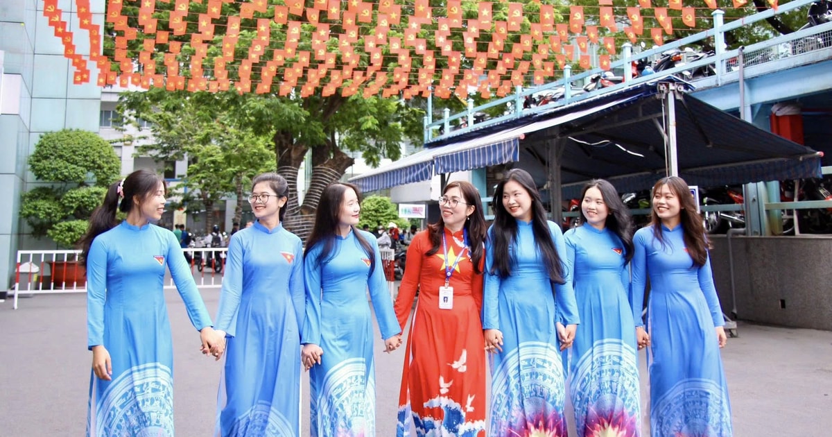 L%c6%b0%c6%a1ng%20gi%c3%a1o%20vi%c3%aan%20THPT,%20THCS%20c%c3%b3%20th ...