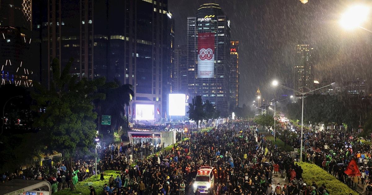 Bi%e1%bb%83u%20t%c3%acnh%20leo%20thang%20t%e1%ba%a1i%20Indonesia%20sau ...