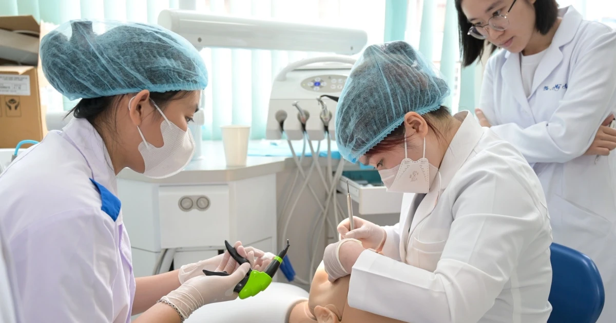 Văn, Sử, Tin học xuất hiện trong tổ hợp tuyển sinh Y khoa